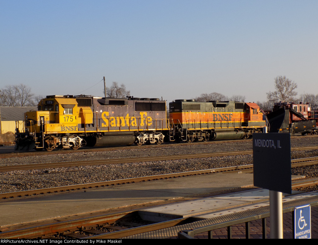 BNSF 175